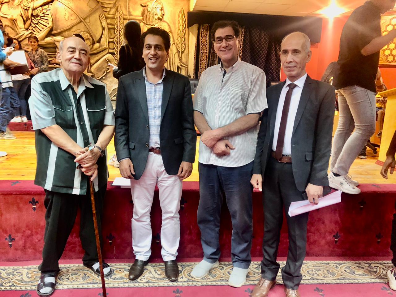 عبدالمجيد خلال الاحتفال بعيد ميلاد شيوخ المهنة بالصحفيين ..حرمانهم من التصويت بالانتخابات غير دستورى