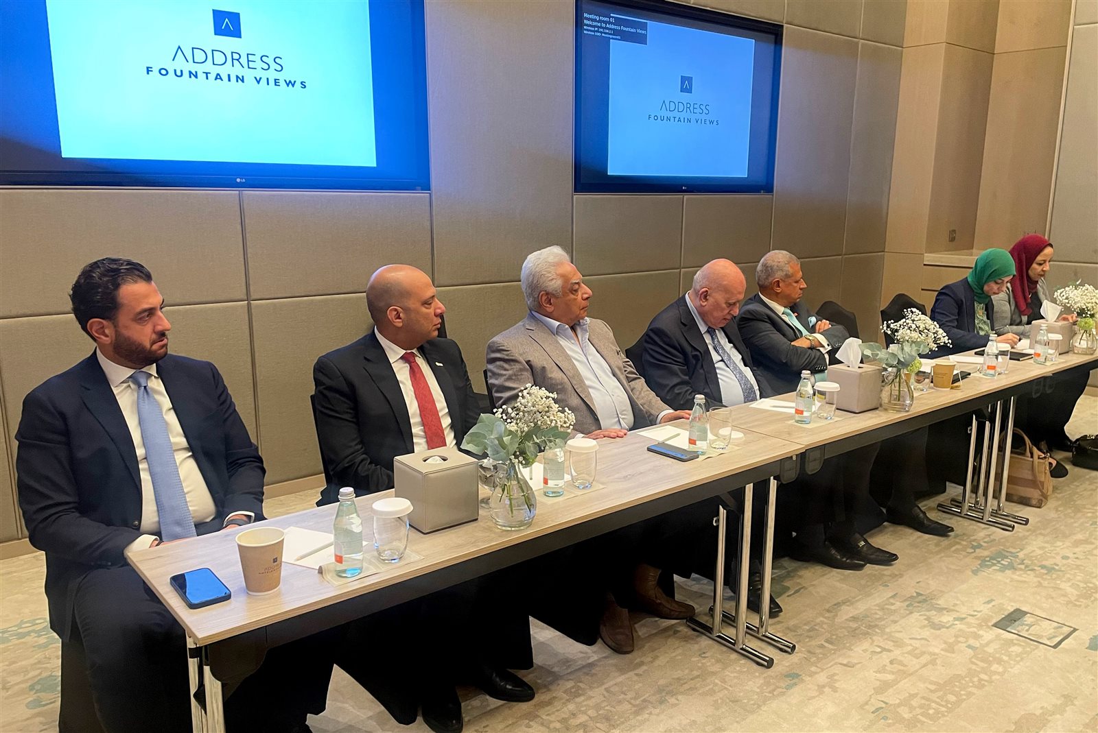 وزيرة الهجرة تلتقي مع مجموعة كبار المستثمرين ورجال الأعمال المصريين في