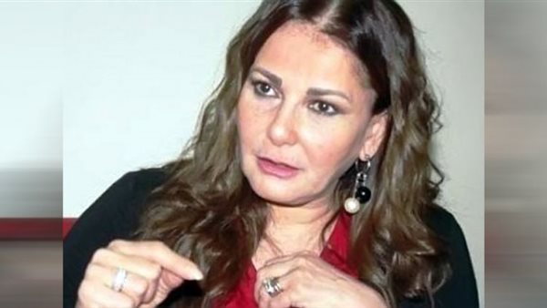 اثار الحكيم بملامح مختلفة في أول ظهور لها بعد غياب سنوات والجمهور مش