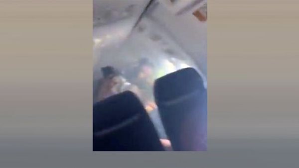 لحظة احتراق طائرة شاهد